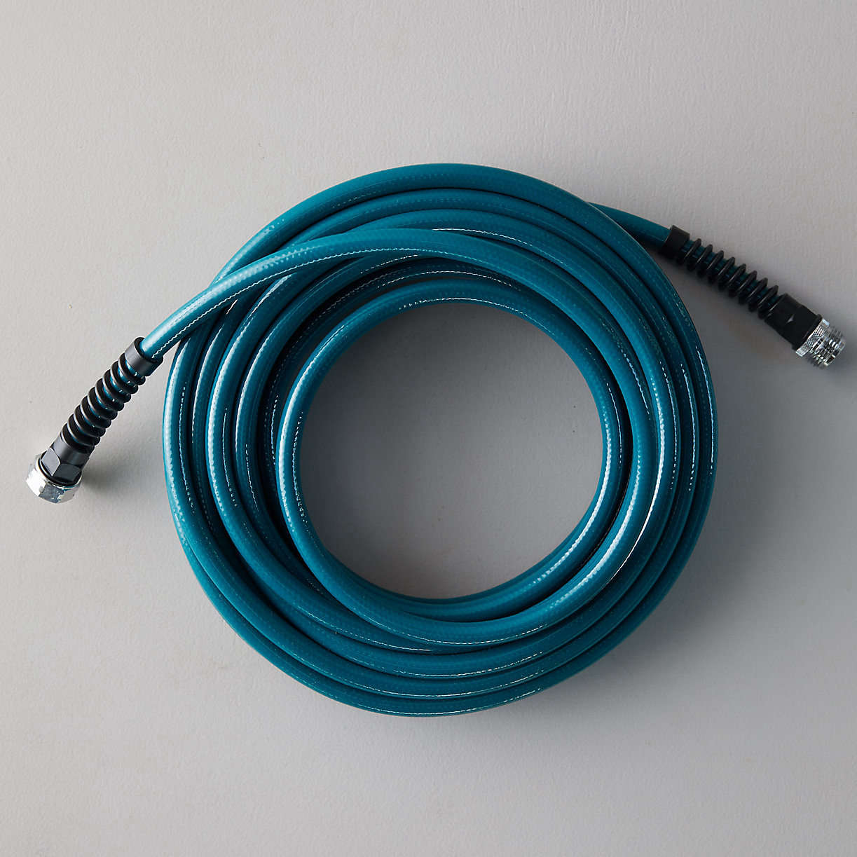 8 Favorites: Colorful Garden Hoses