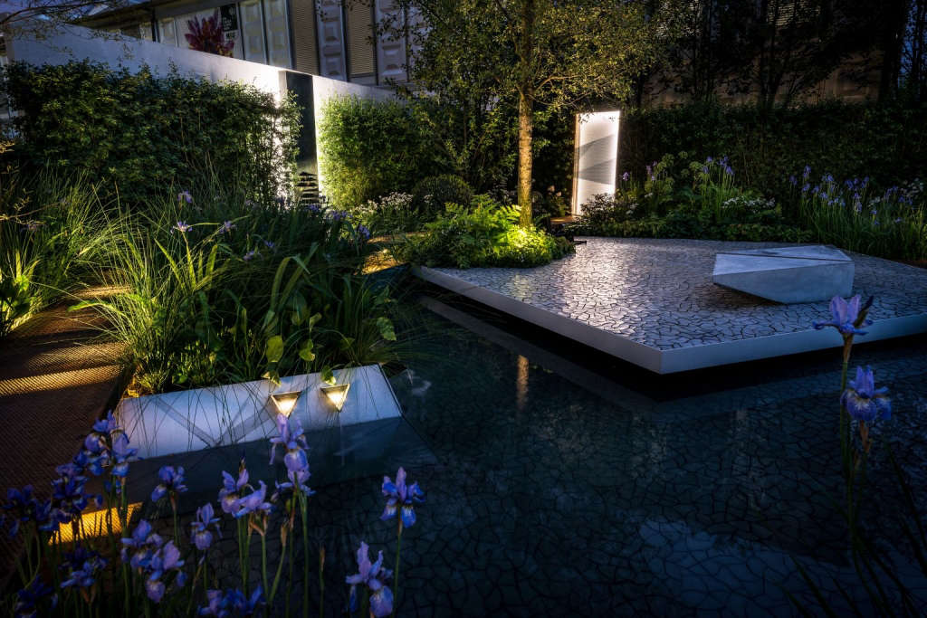 Waterscape Garden - Gardenista